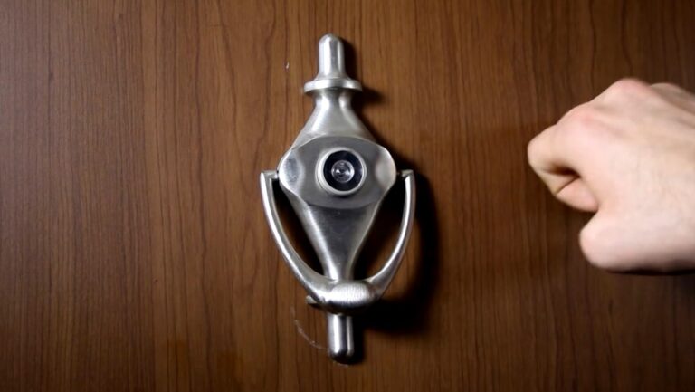 Signs Burglars Are Casing a House - Don’t Ignore These Clues!